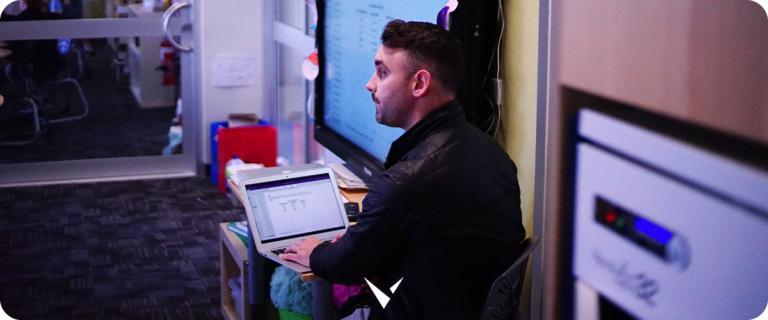 7 Best Interactive Classroom Technology Tools & How to Use Them ...